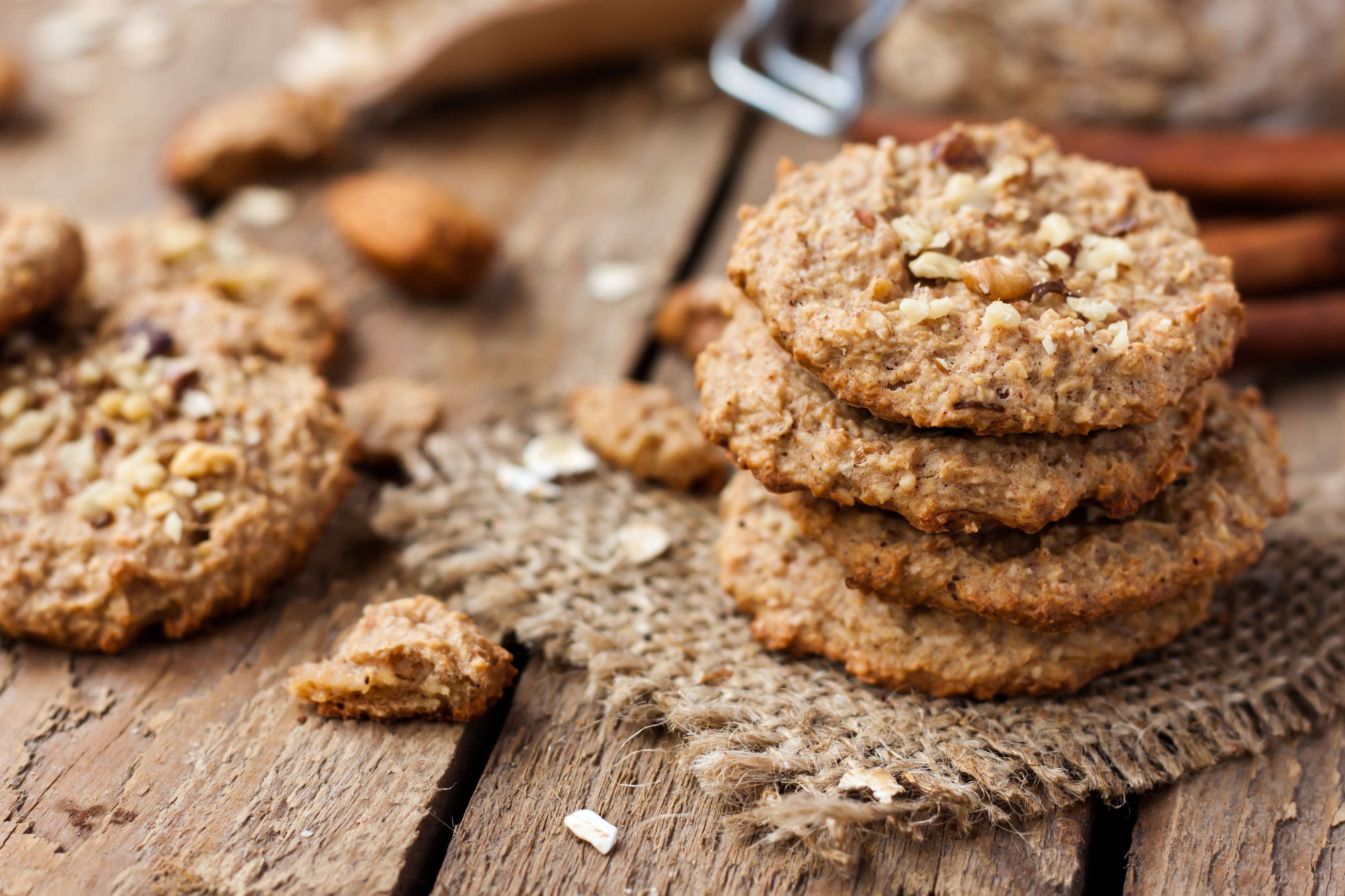 Cookies & Snammies – Food in the Nud
